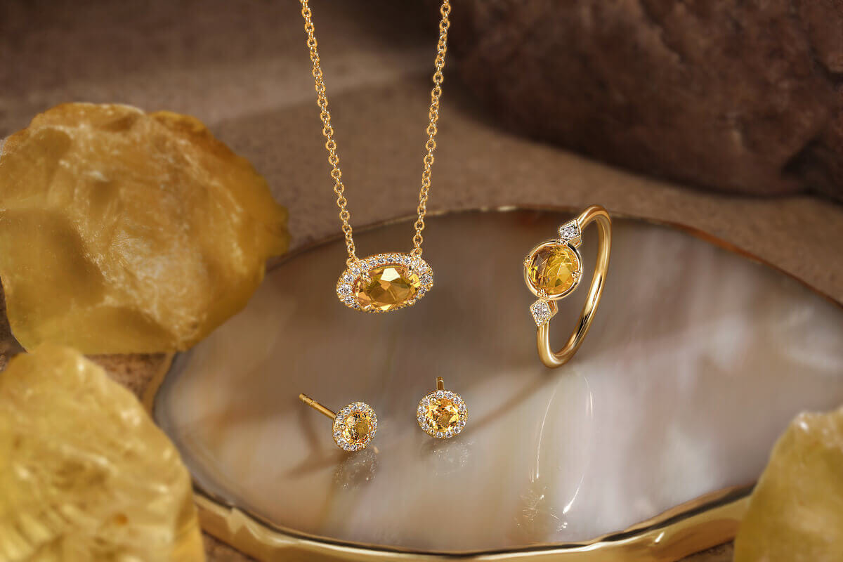 Birthstones - The Enchanting World of Colored Birthstones by Month