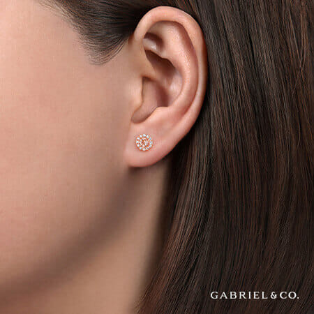 Unveiling the Historical Beginnings of Rose Gold Metal in Jewelry