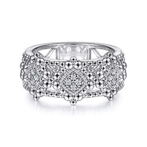 12 Silver Jewelry Designs to Keep Up with the Chic You