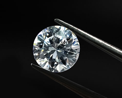 The 4 C's of Diamonds Explained: Cut, Color, Clarity & Carat