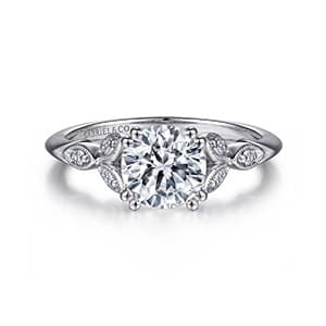 11 Classic Style Jewelry Must-Haves for Every Woman