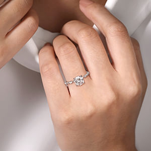 2025 Engagement Ring Trends | Latest Styles & Designs