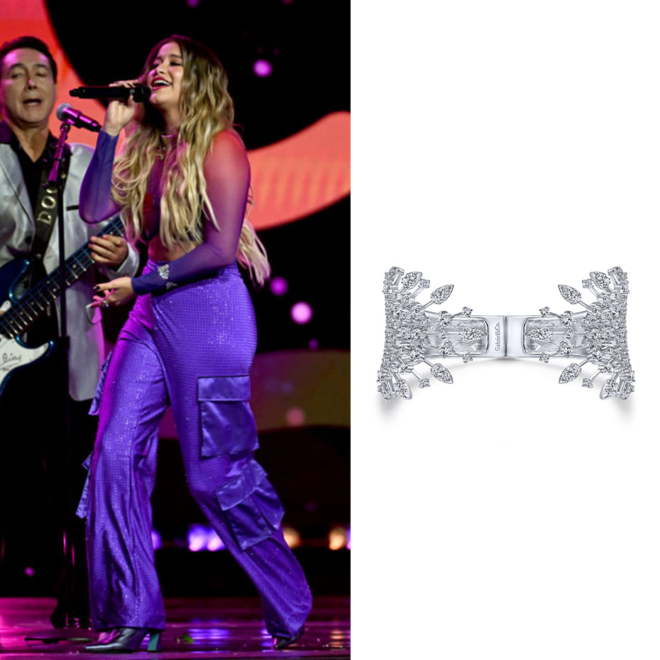 Singer Sofia Reyes wore a Gabriel & Co. cuff.