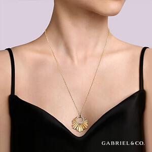 12 Fine Jewelry Designs, Perfect for an Everyday Work Wear